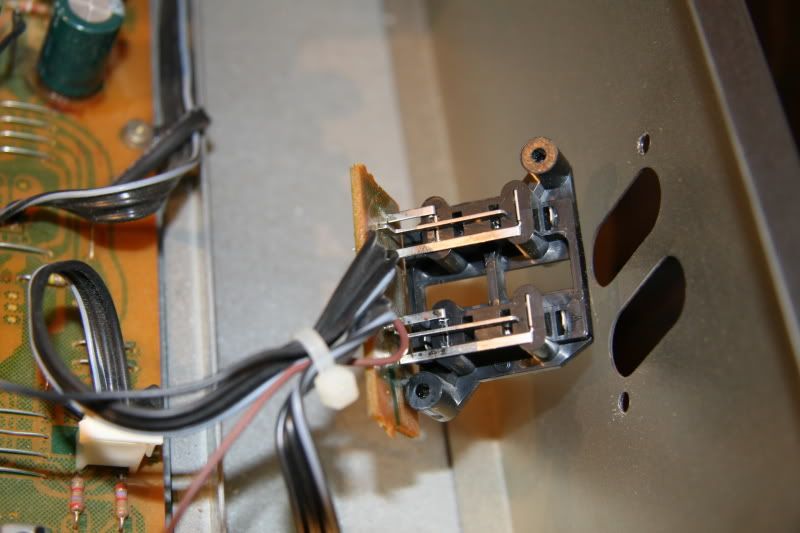 How to fix broken RCA Jack | Audiokarma Home Audio Stereo Discussion Forums