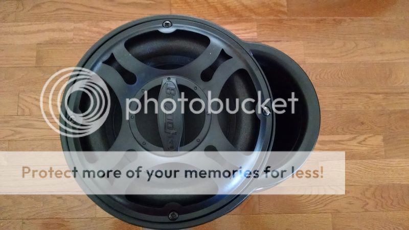 FS: Bazooka BTA6100 6" 100W Amplified Bass Tube w/Chrome Mounting ...