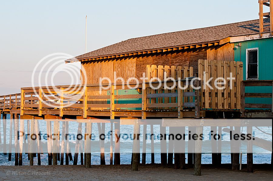 Shots around FishHeads this afternoon | OBX Connection Message Board