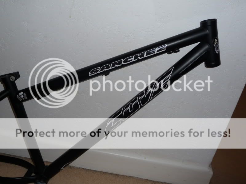 BLACK COVE SANCHEZ FRAME!! | Retrobike