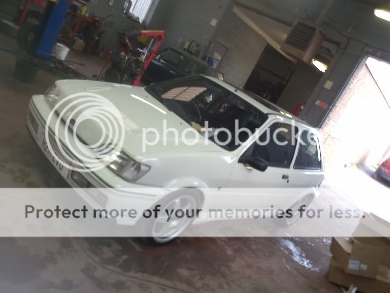 mk2 xr2 turbo for sale & mk3 white frst : Cars For Sale | Fiesta Forums